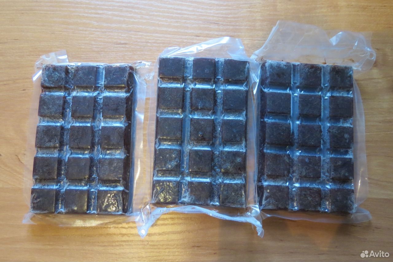 Продам мотыль мелкий мороженный