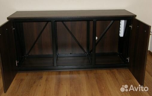 Подставка под аквариум на основе металлокаркаса